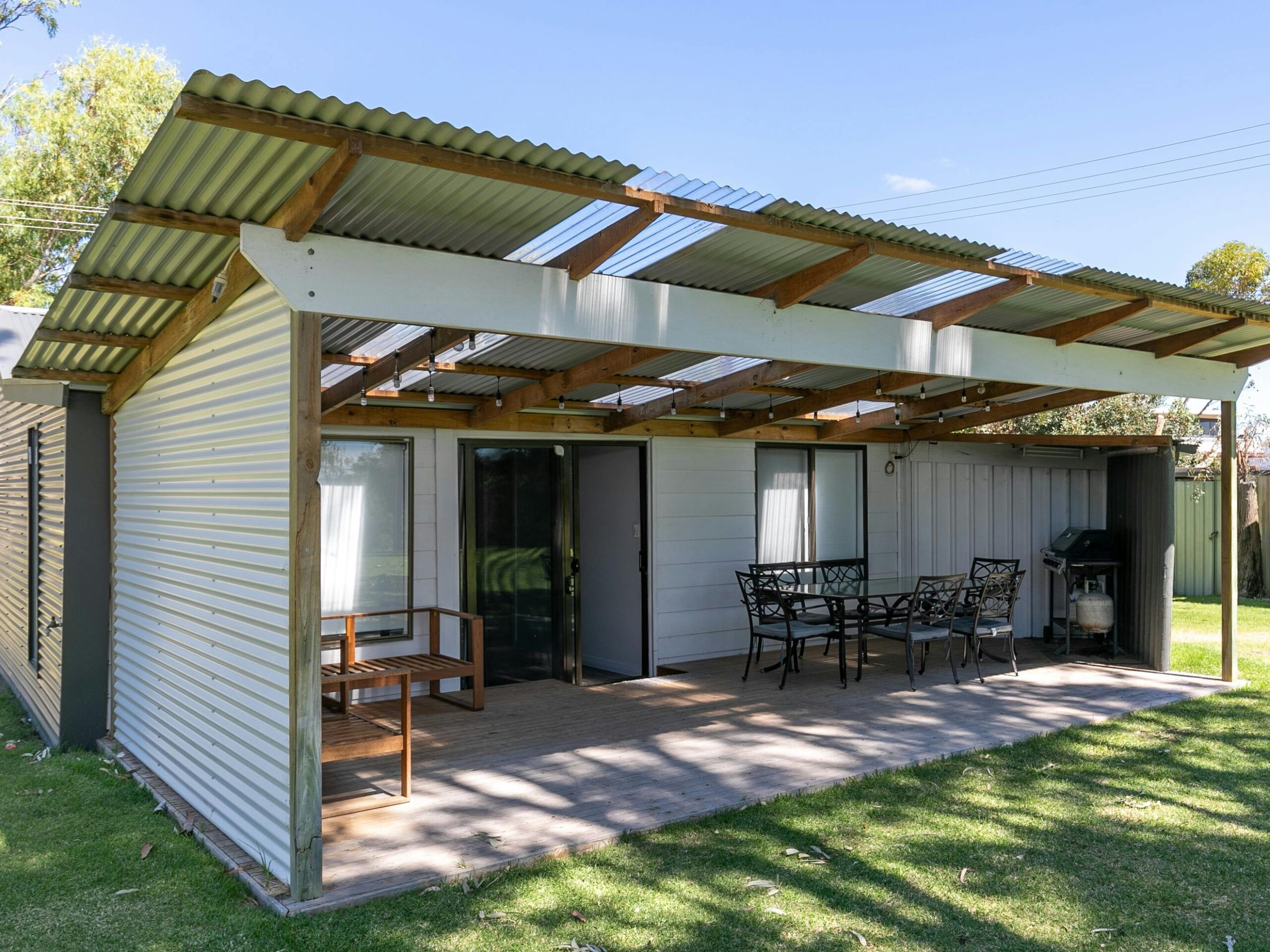 731 East Front Road Via Mannum -River Shack Rentals - Murray River ...