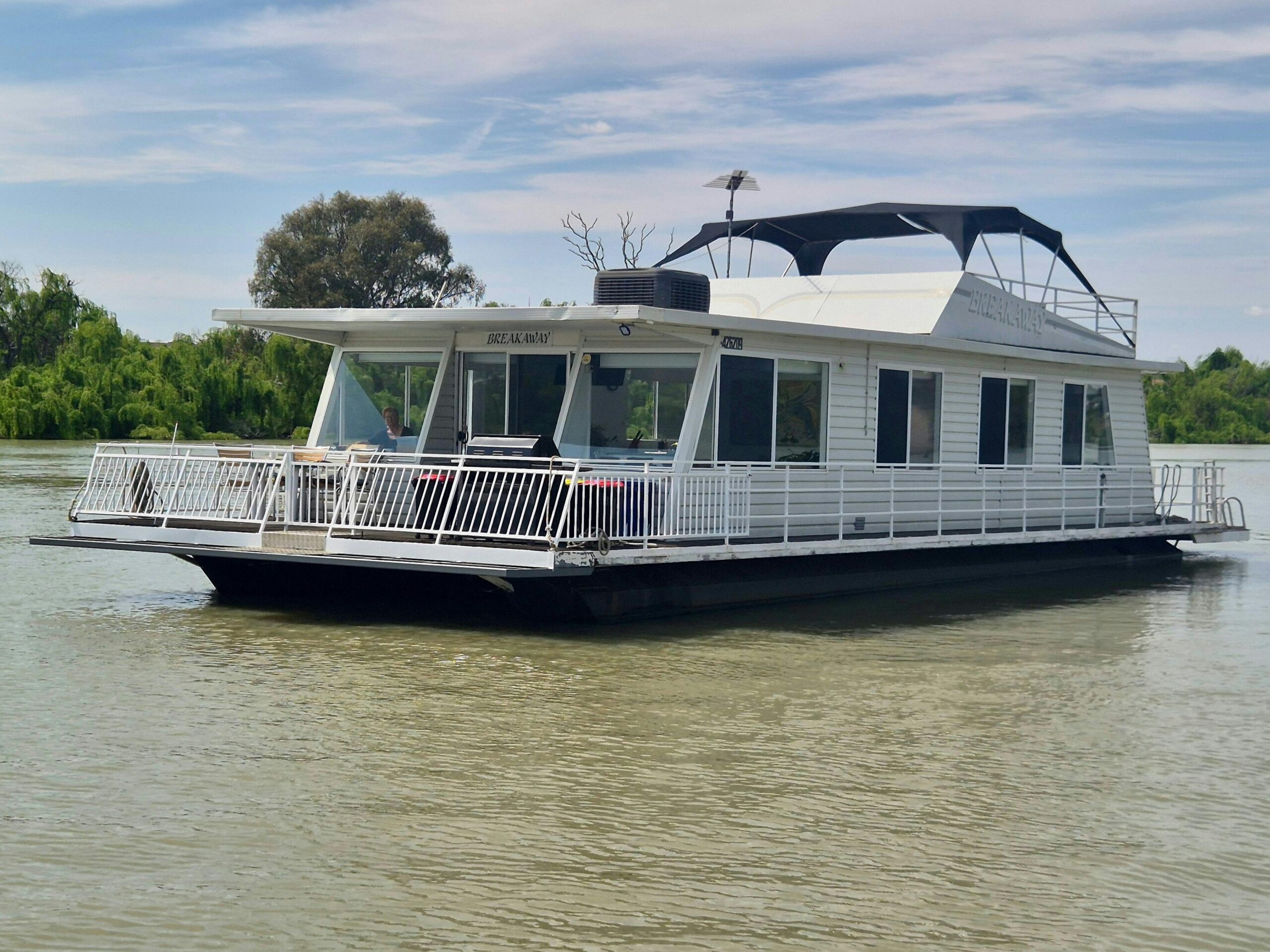 BreakAway Houseboat - Murray River Lakes and Coorong